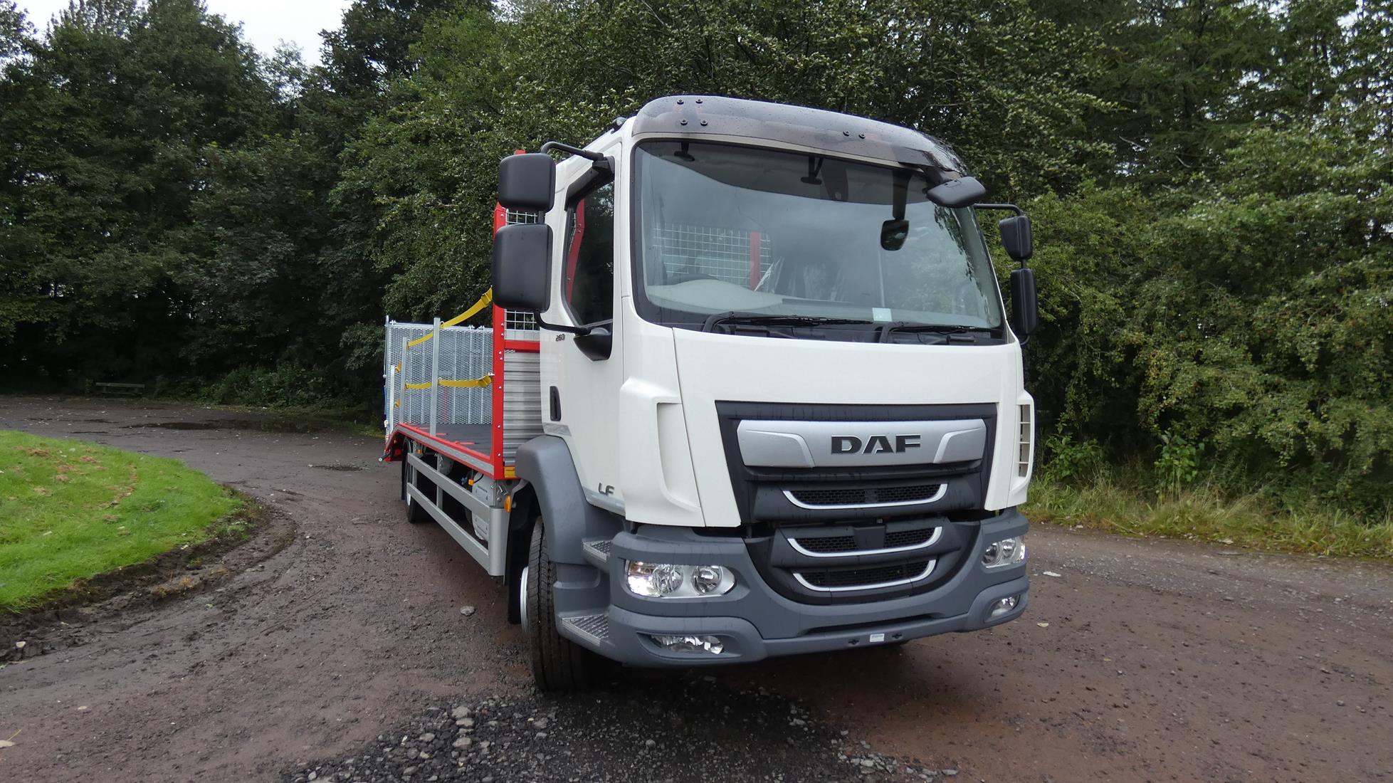 15000Kgs DAF LF 260 Beavertail | Alltruck Group - Truck Sales